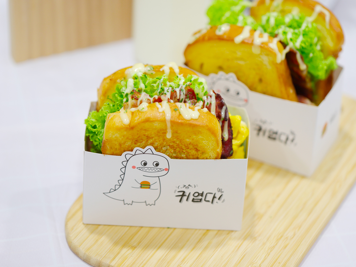Korean Eggdrop Sandwich Korean Eggdrop Sandwich